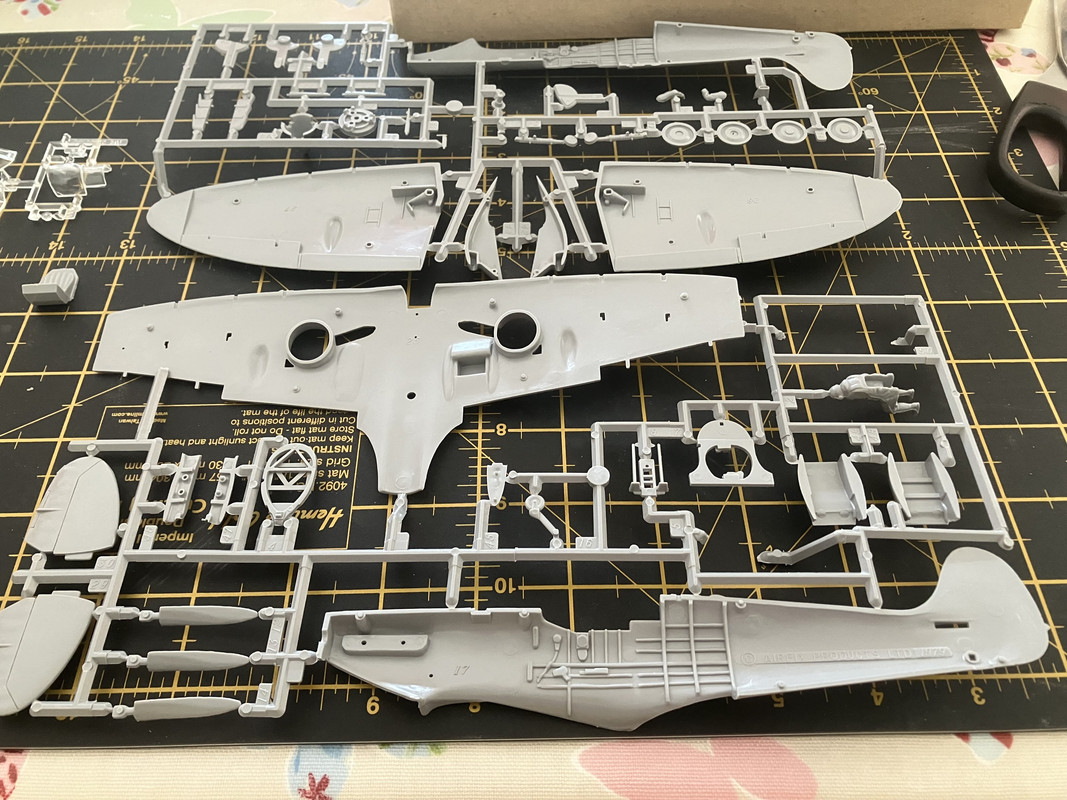 Airfix Vickers-Supermarine Vb 1/48 scale - Classic Airfix ...