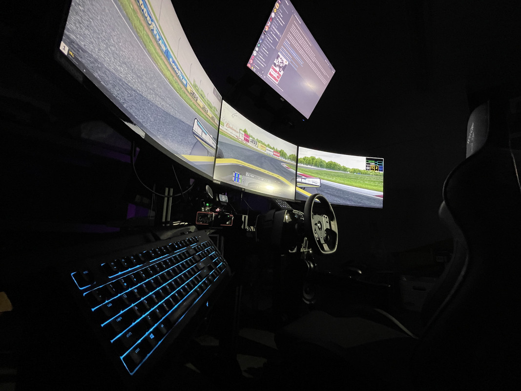 Community recomendations on monitors for 3x monitor setup. : r/simracing