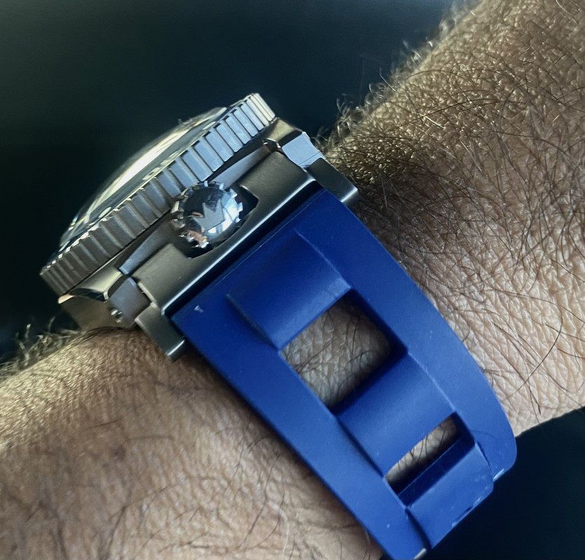 48 B2 EC61 7300 4 A7 A 8212 0 C9 C952 C85 CE — Postimages