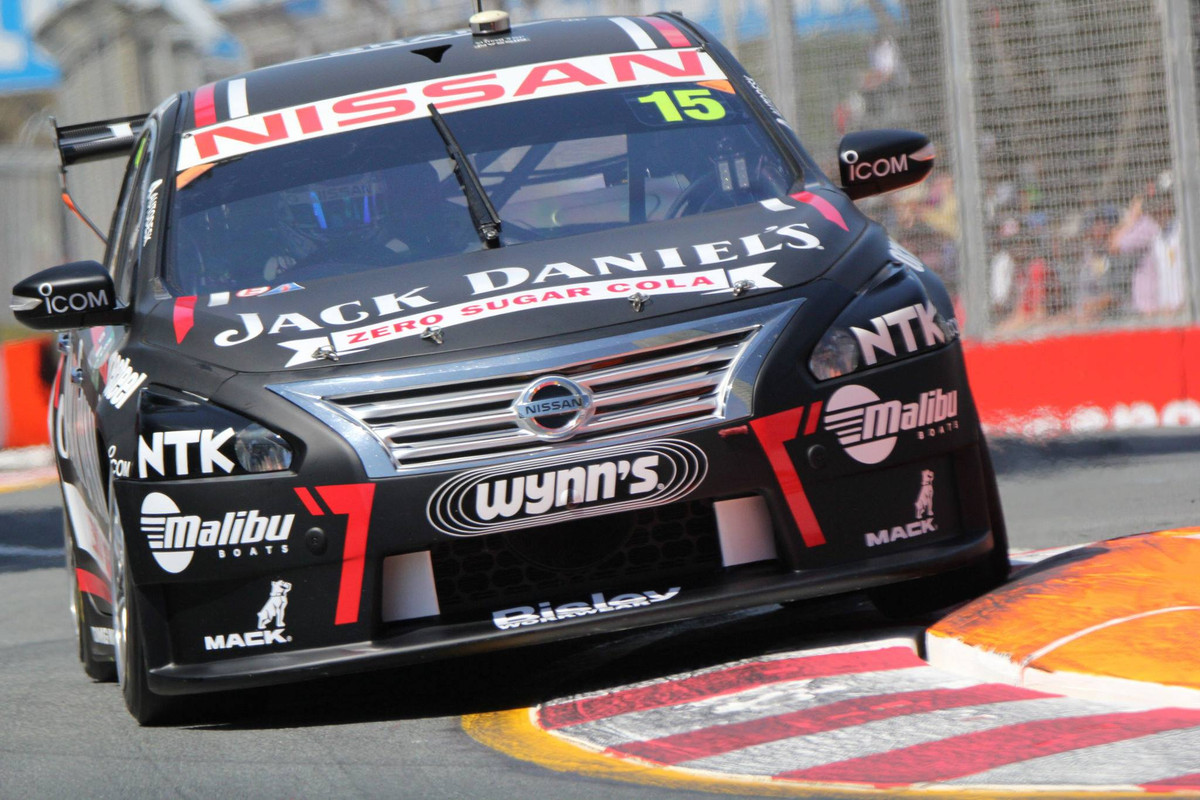 Nissan racing cars (1) — Postimages