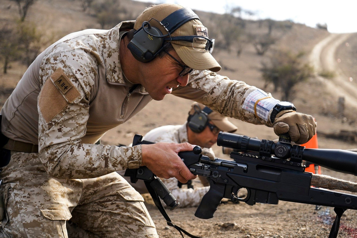 Fuerzas Comando Chile Sniper Event A047 — Postimages