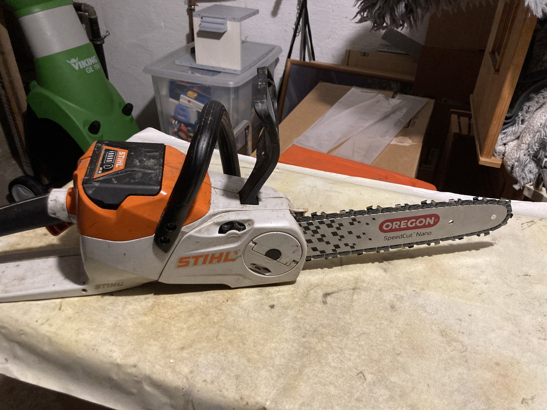 E56384 AF EC02 4 E3 C A821 B697 F8 C20799 — Postimages