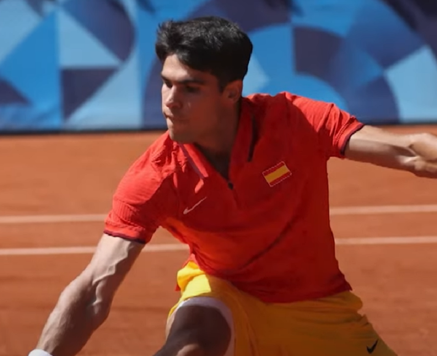 What's going on with Alcaraz's right arm? | Mens Tennis Forums