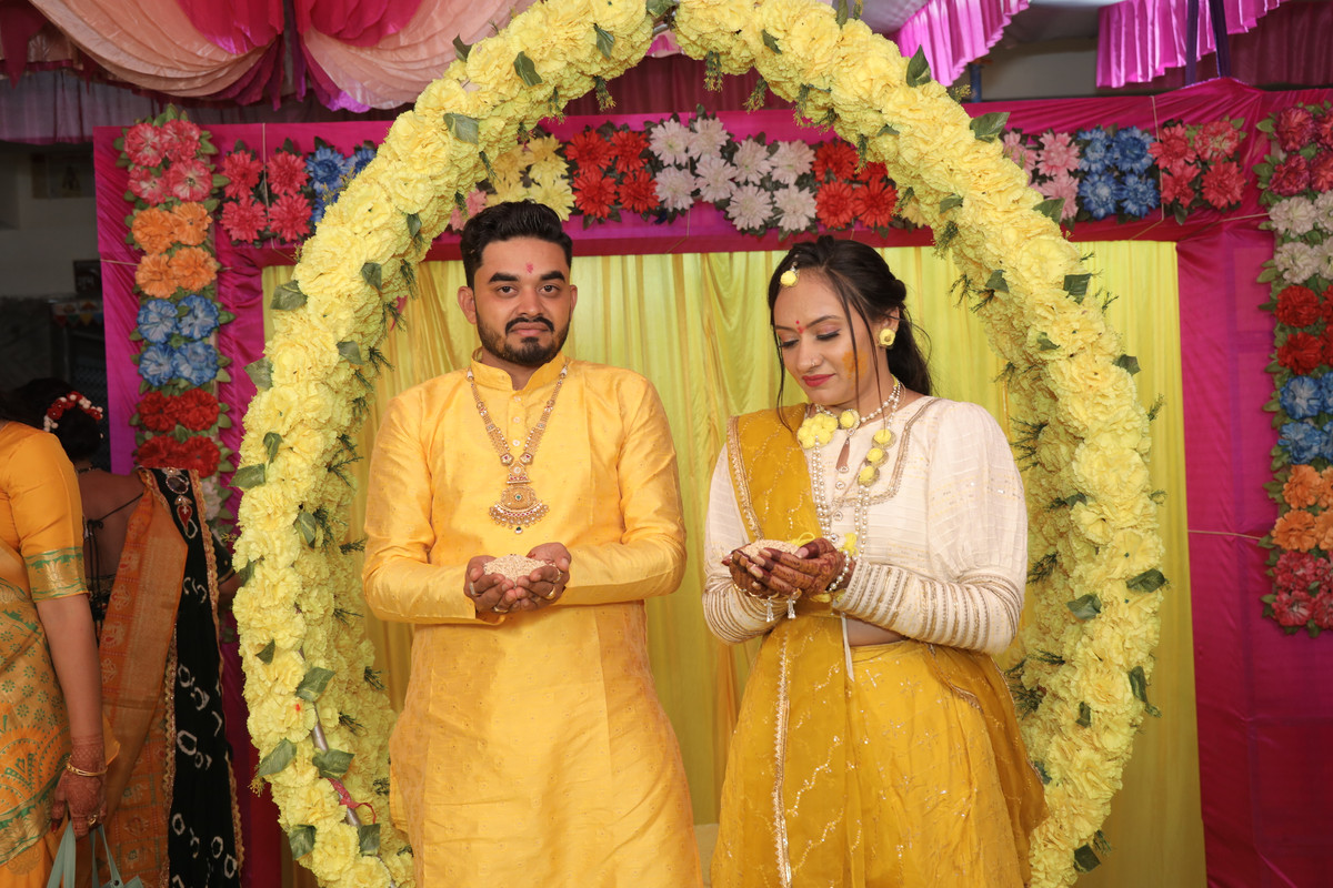 bajrang studio amba 2101 — Postimages