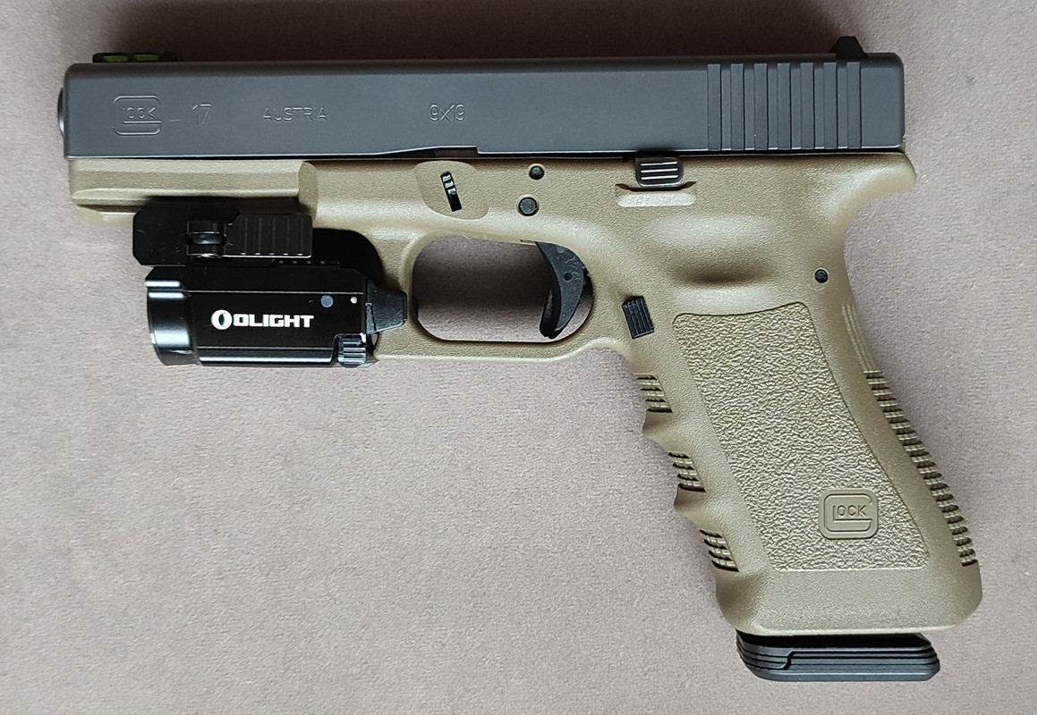 Olight Baldr on Glock 17 cr 1 — Postimages