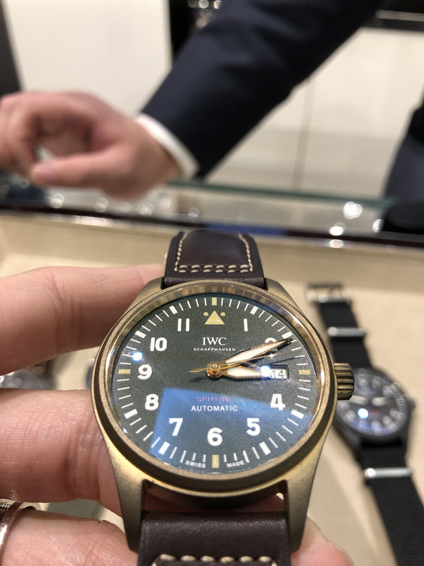 90 A94818 2 C8 F 4296 8729 9429 EA851 B24 — Postimages