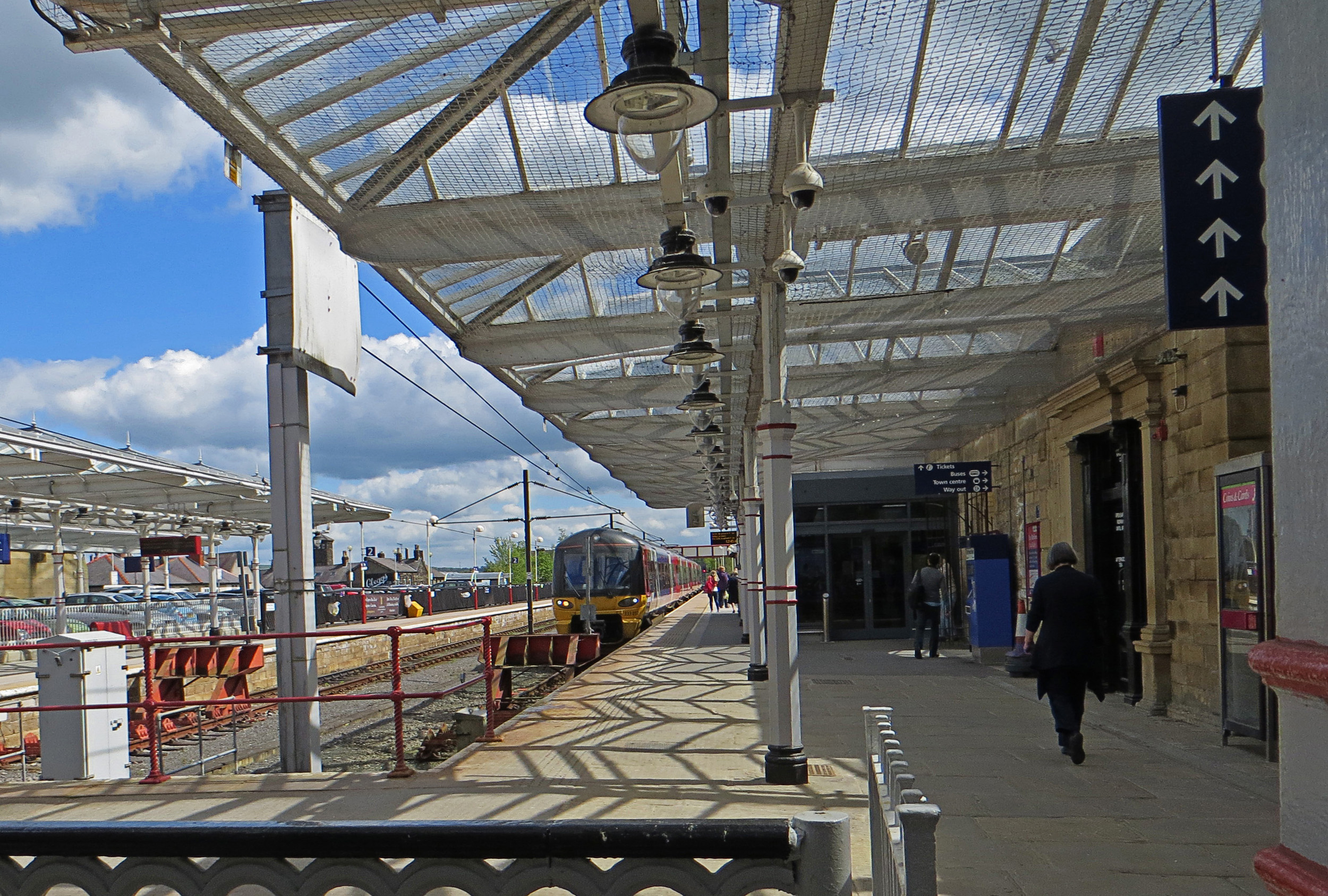 Station (2)b — Postimages