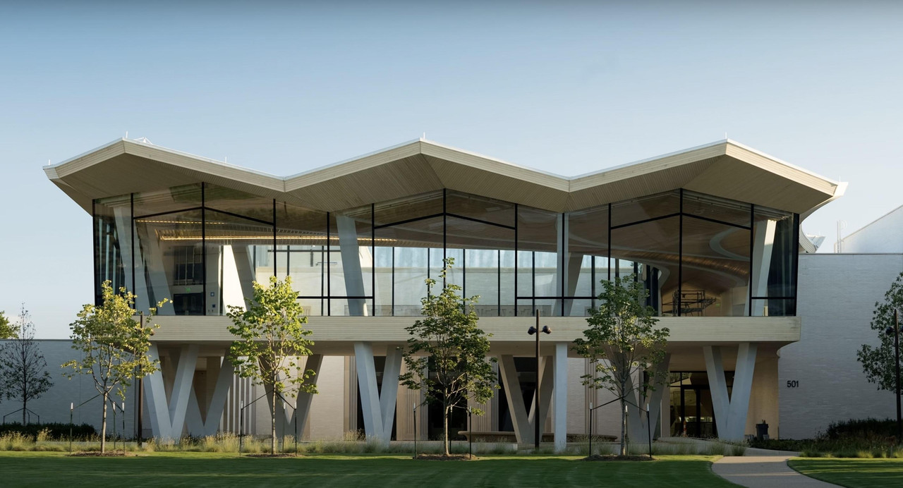 Studio Gang unites Arkansas Museum of Fine Arts buildings with folded ...