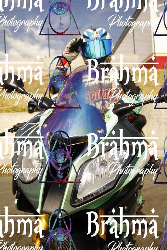 MG 4254 — Postimages