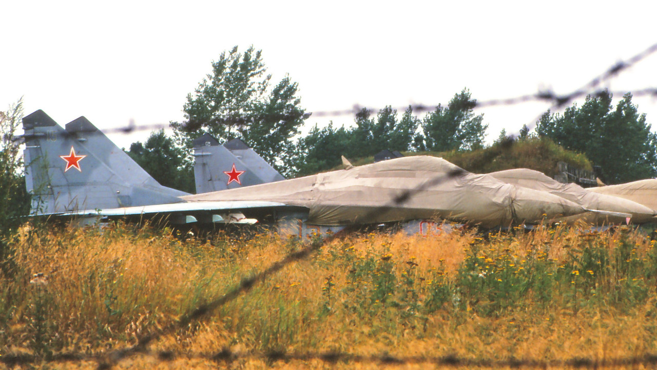 Mi G 29, 15 orange 2 — Postimages