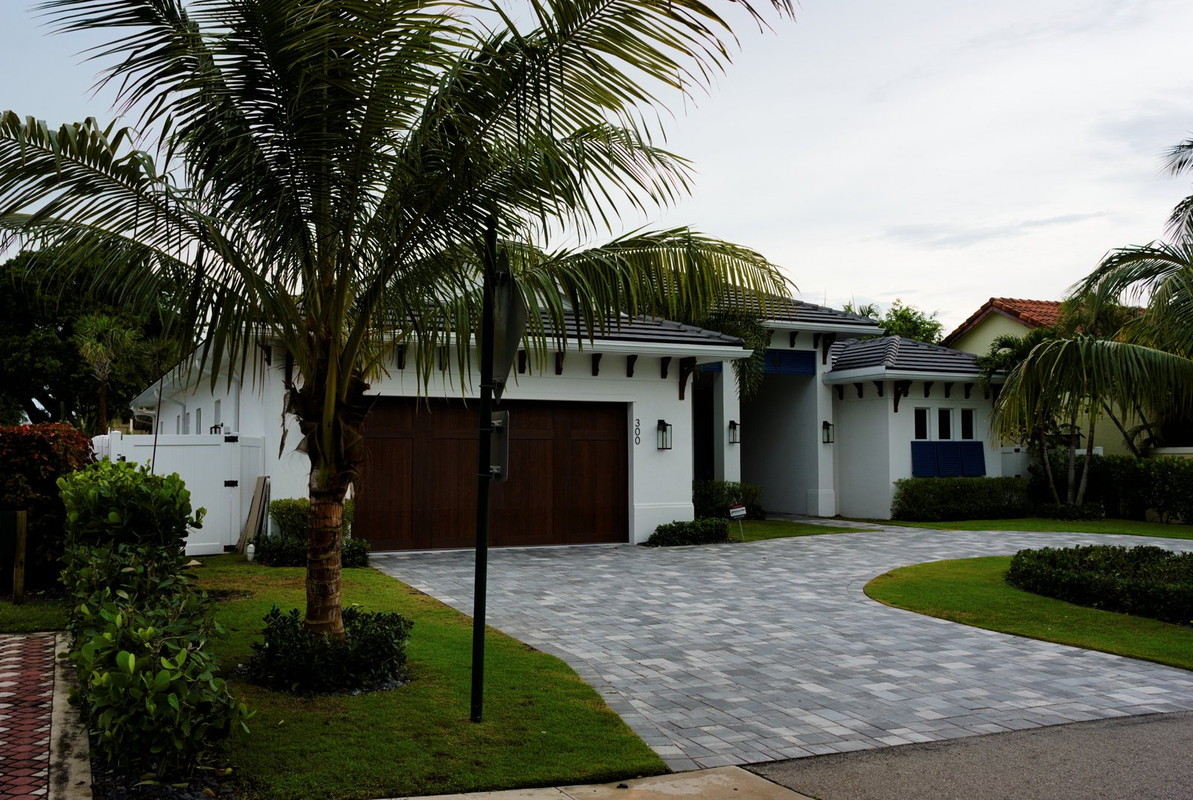 Typical Florida House — Postimages