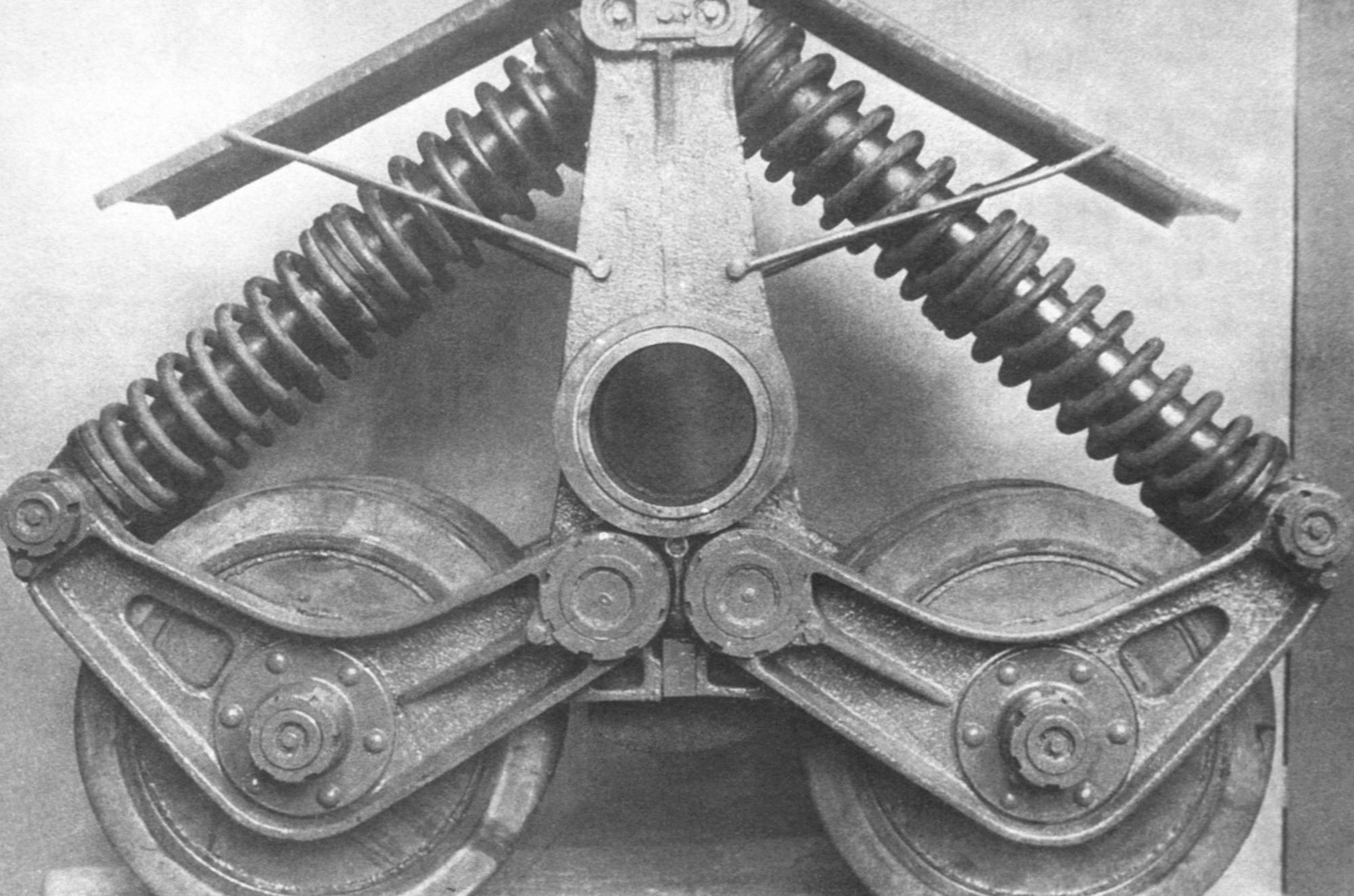 t35 shassy 00 — Postimages