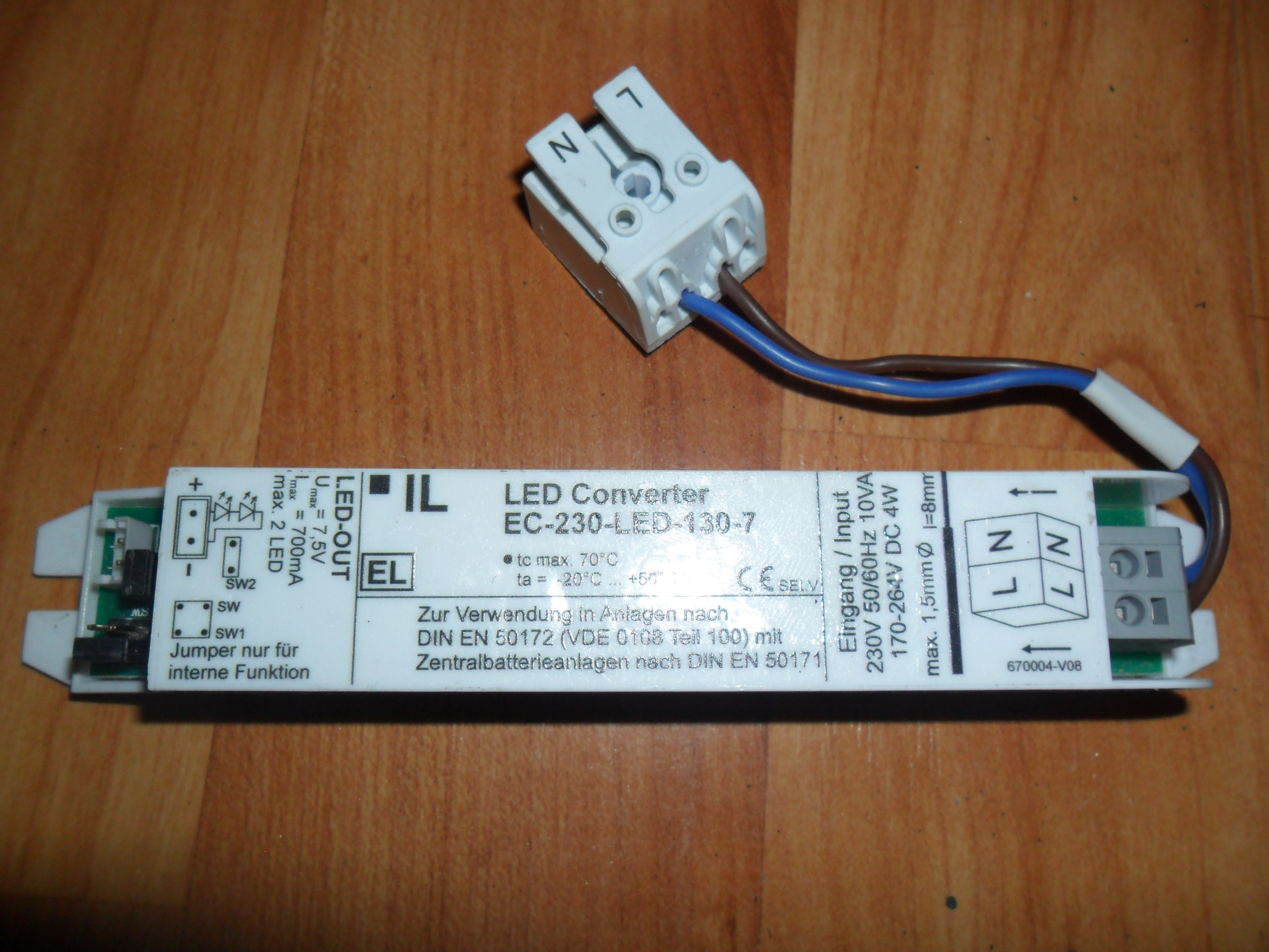 SAM 0300 — Postimages