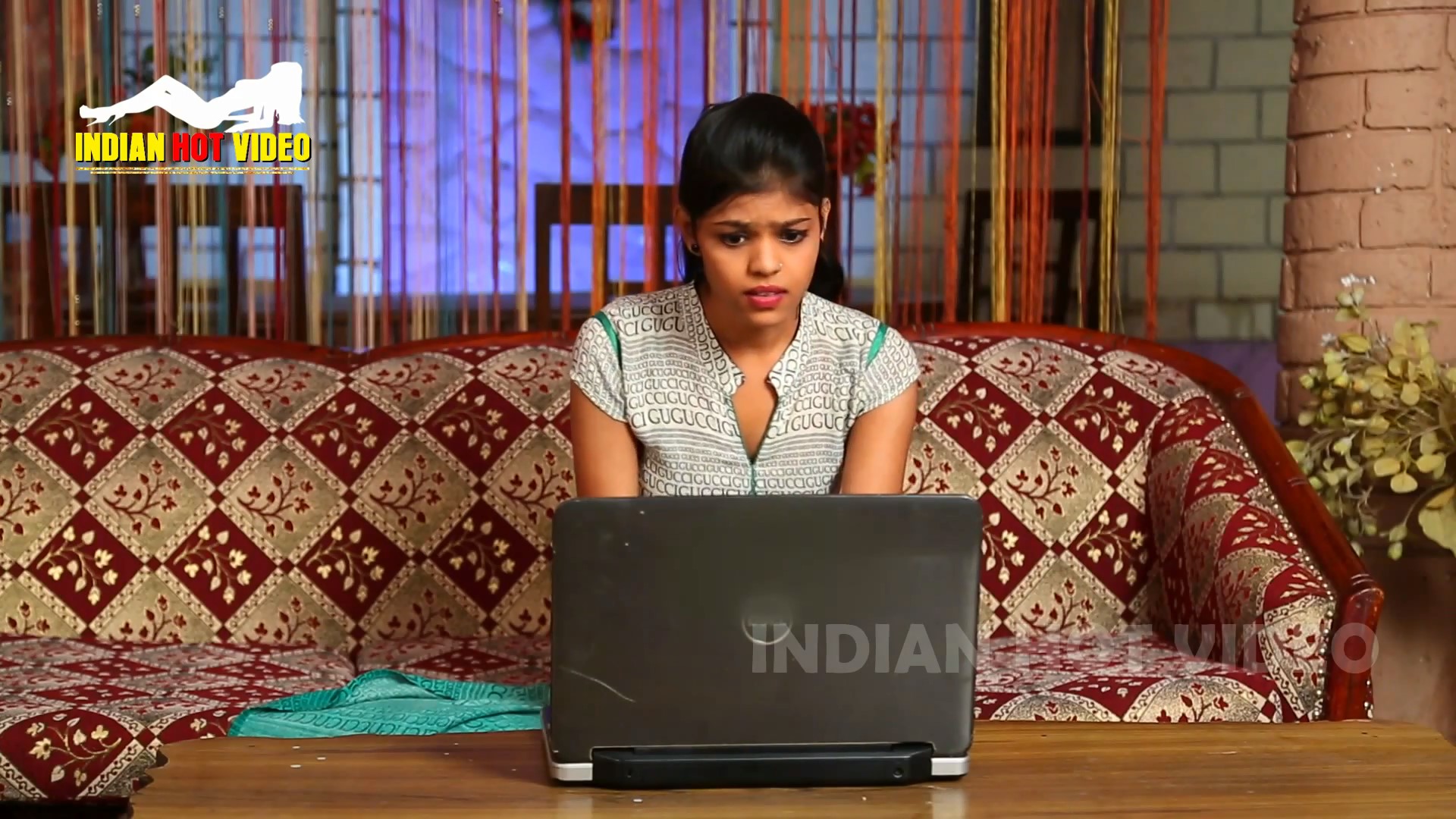 Beautiful Girl Smooched and Navel Kissed mp4 snapshot 00 52 [2020 07 31 ...