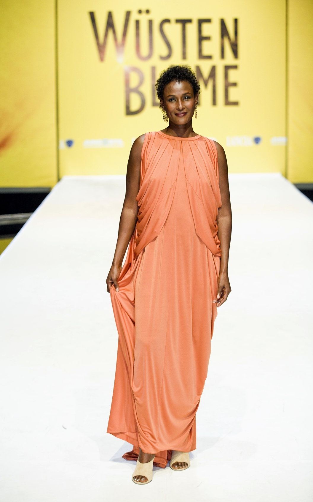 Topmodel Waris Dirie Pic Appreciation Thread | Page 5 | Lipstick Alley