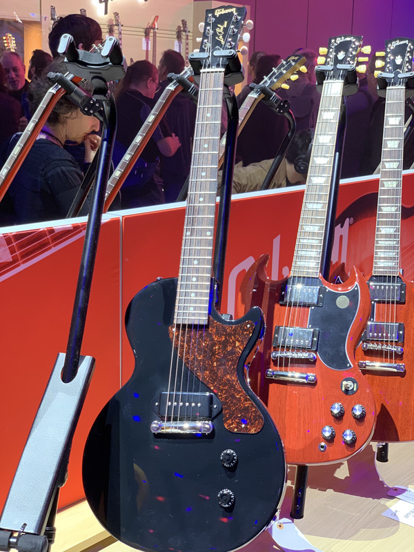 98 C572 CA B909 455 B A2 BE C9 D2 FB3 E938 C — Postimages