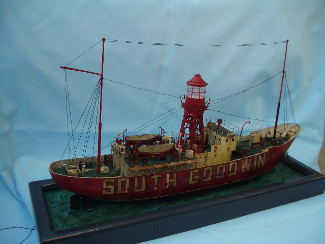 Revell 1/144 South Goodwin Lightship (05202) - - The Airfix Tribute Forum