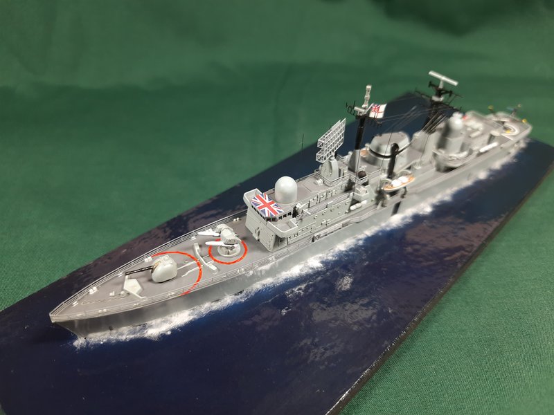 Dragon 1/700 HMS Sheffield - Type 42 Batch 1 Destroyer - Ready for ...