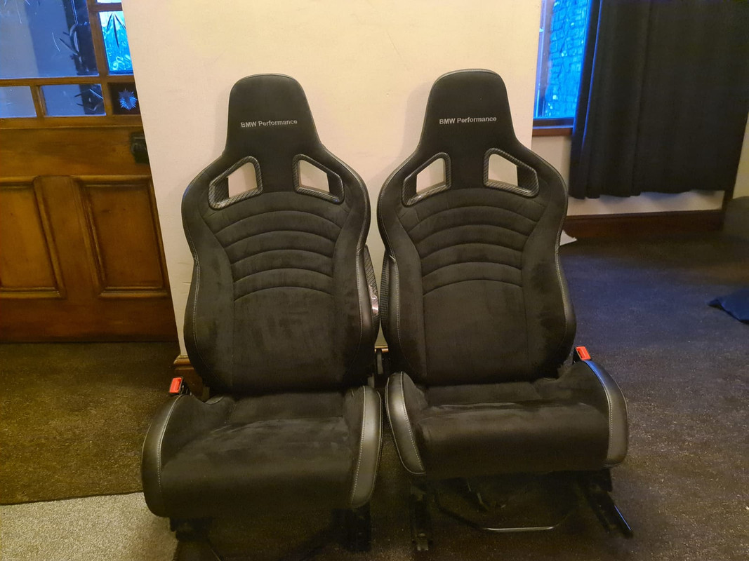 M Performance Bucket seats E9X 1M | The M3cutters