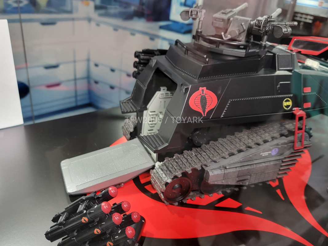 Has Lab Hiss Tank SDCC 2022 Comic Con booth images 44 — Postimages