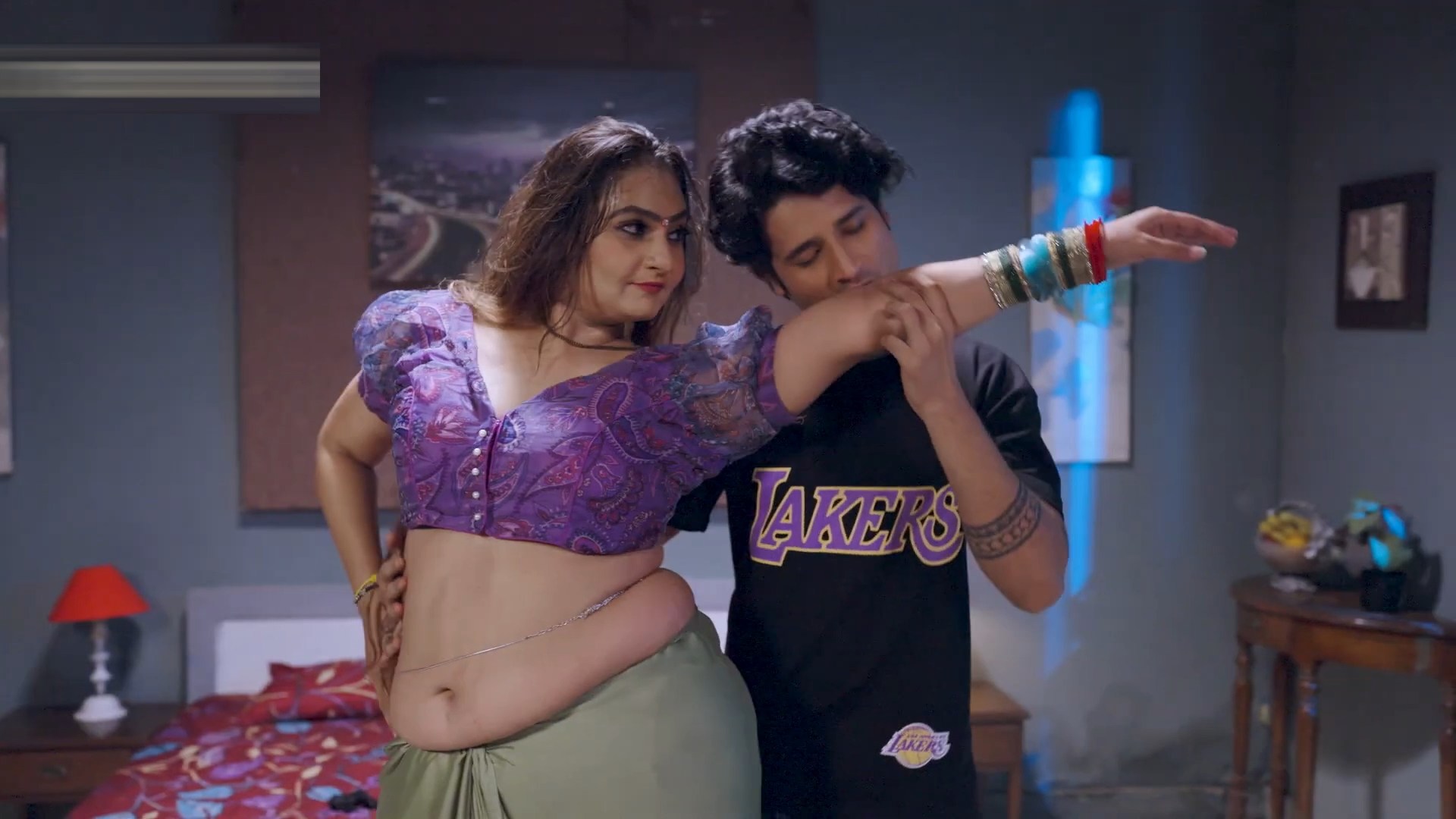 Chubby desi actress huge breasts and big deep navel hole teaser mp4 snapshot 00 03 689 — Postimages