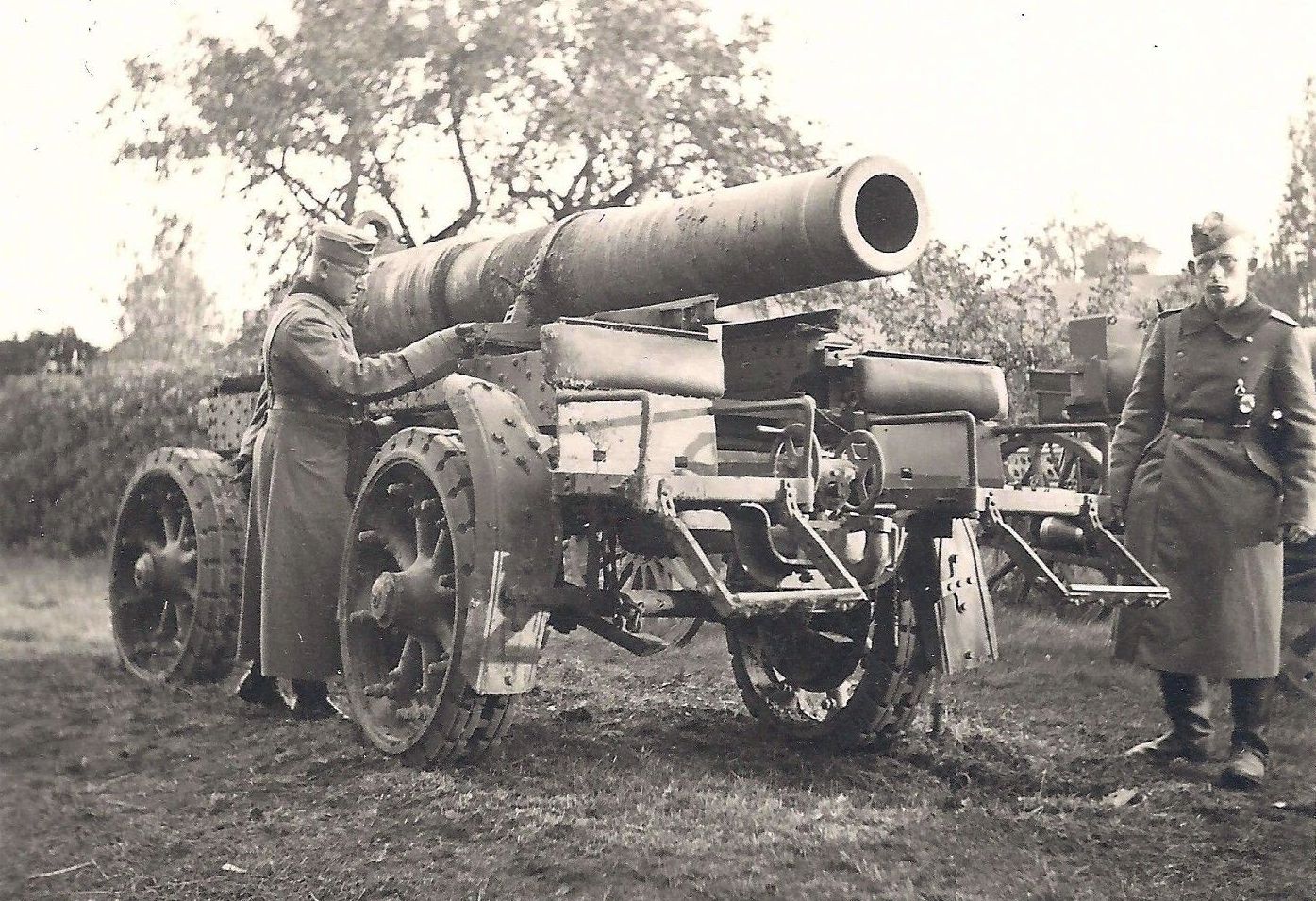 22cm Skoda Kanone Beute Kampf IR73 Grodzisk Polen 39 — Postimages