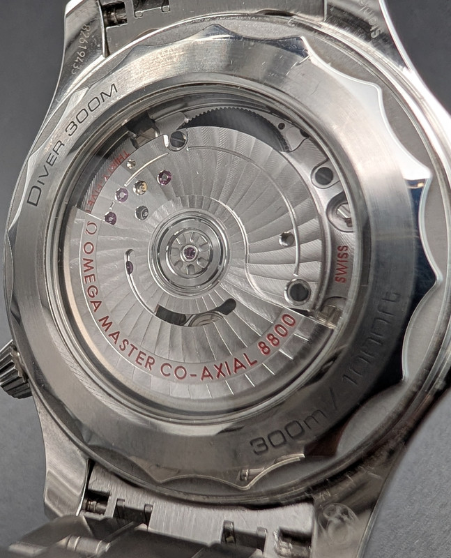 Omega SMP 300 Black — Postimages