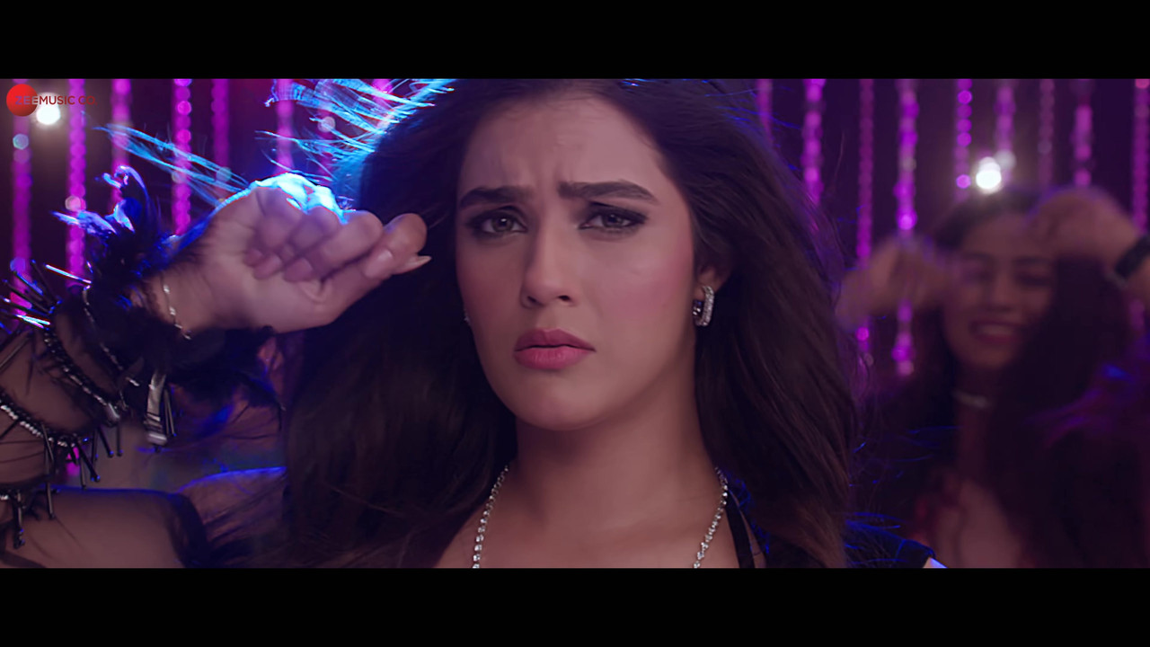 Peene Ke Baad Senti Kavya Thapar Sakshi Holkar, Samar M, Vivek Kar ...