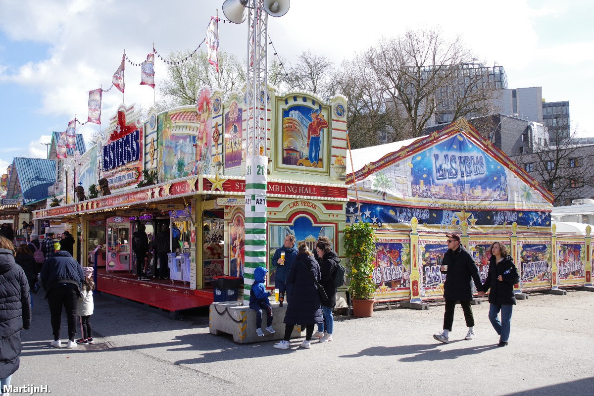 Dom HH 0904 22 57 — Postimages