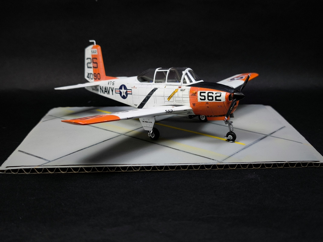 Beechraft T-34B Mentor - Academy, 1/48 - Ready for Inspection ...