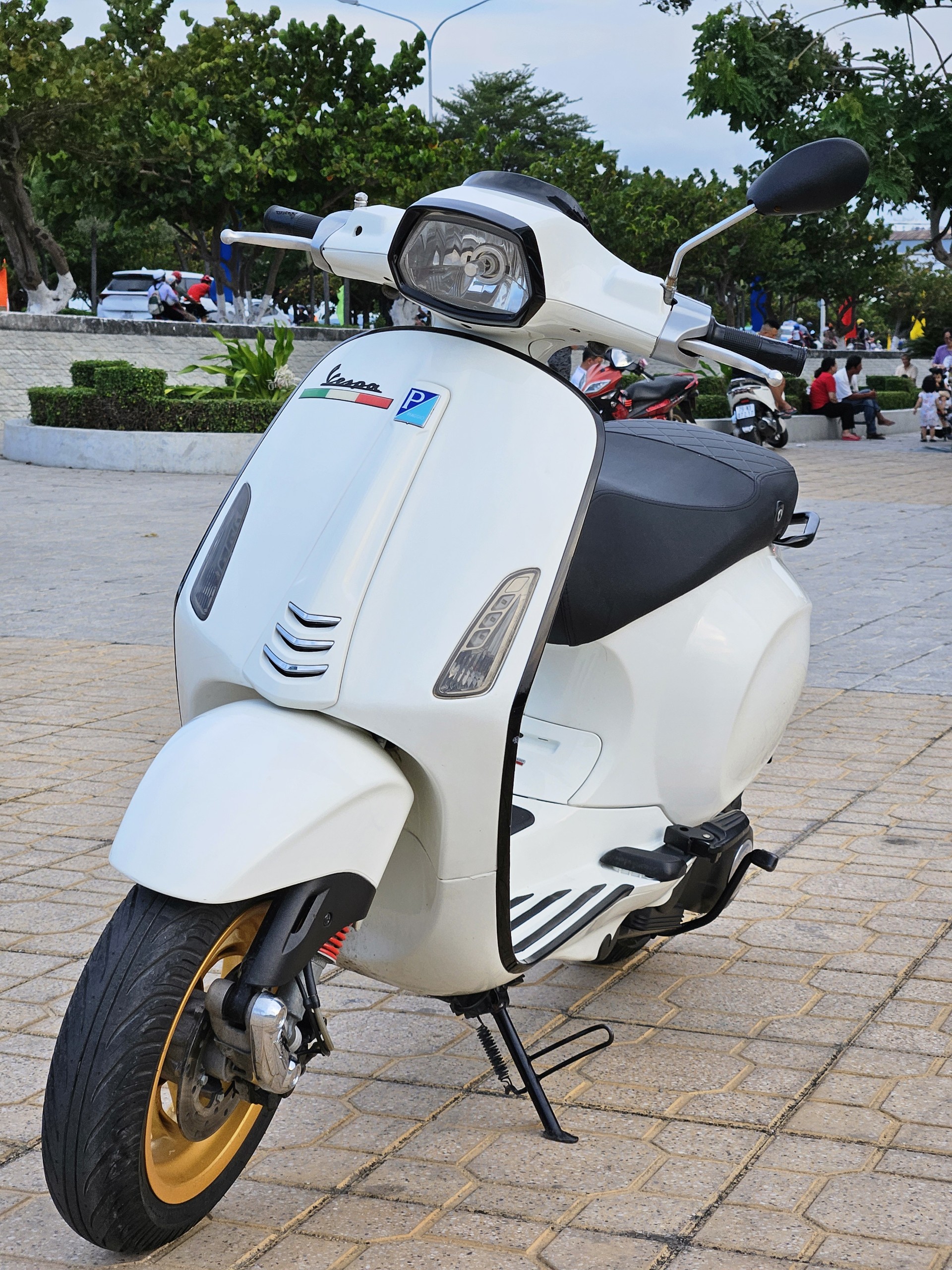 z5418216550742 c7333e64468c1cab11395c2d3bc572ce — Postimages