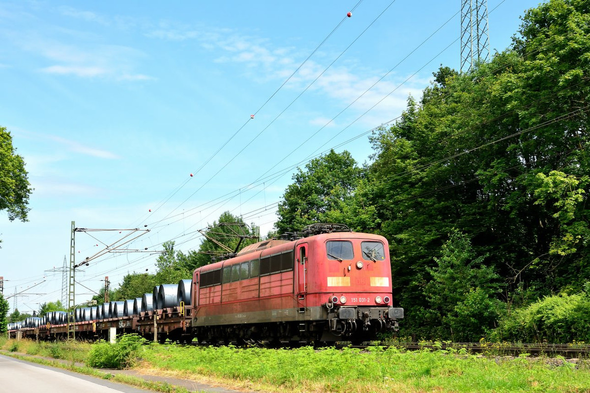 151 031 b — Postimages