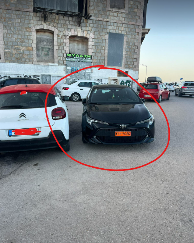 ΤΟ ΑΥΤΟΚΙΝΗΤΟ ΤΟΥ ΔΗΜΑΡΧΟΥ ΠΑΡΑΝΟΜΑ ΠΑΡΚΑΡΙΣΜΕΝΟ; - ChiosPress.org