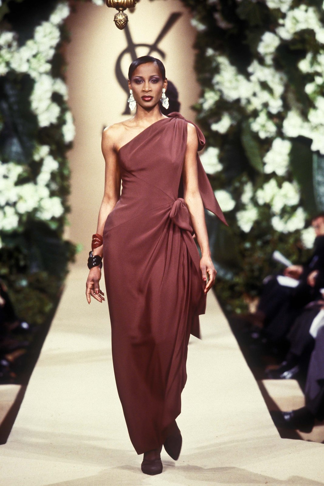 Fashion Classic: Yves Saint Laurent Haute Couture Spring/Summer 1999 ... Fashion Classic: Yves Saint Laurent Haute Couture Spring/Summer 1999 ...
