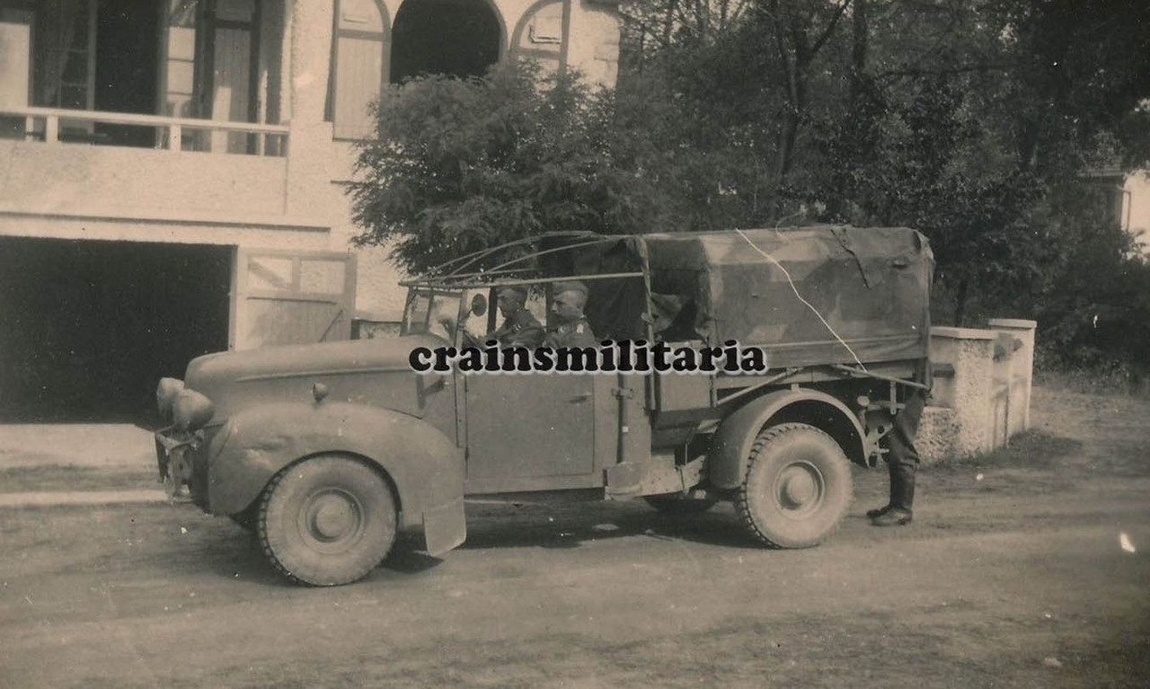 Captured Ford WOC1 with repositioned German headligts — Postimages