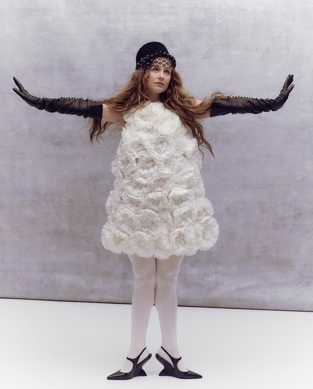 Gk FK GFWIAAqe BJ — Postimages