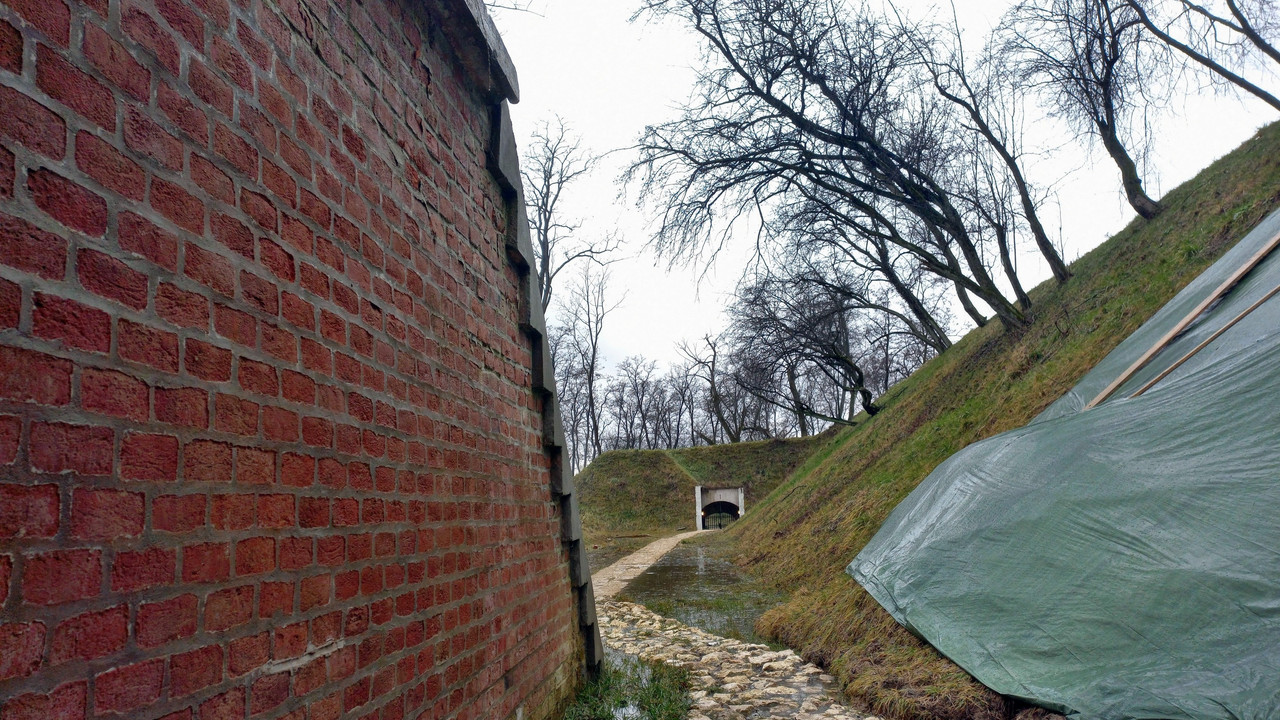 Fort 52 Borek 047 — Postimages