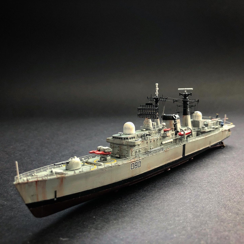 Cyber Hobby 1/700 HMS Sheffield Type 42 destroyer. - Ready for ...