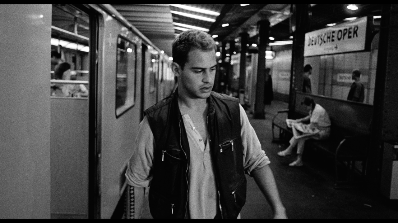 Lola rennt 1998 2160p UHD Blu ray Remux HEVC DV DTS HD MA 5 1 HDT mkv ...