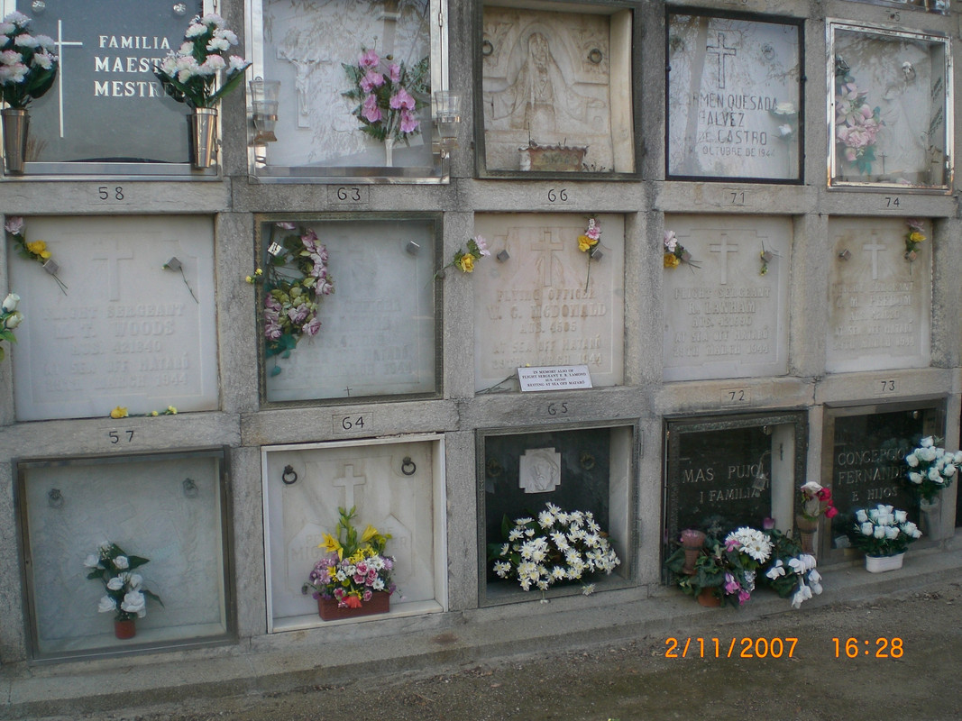 18 Foto General cinco tumbas y un Memory — Postimages