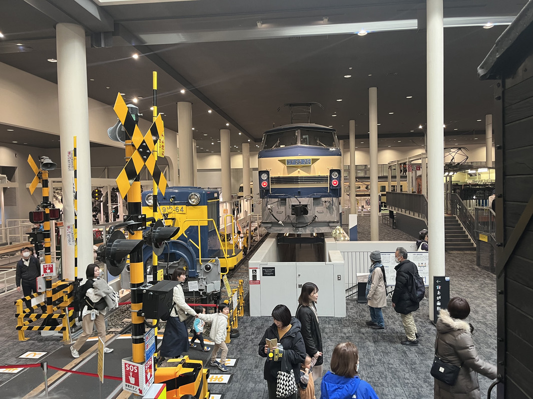 419 E1 E44 C23 F 45 D3 BADA 9 FE169 E44498 — Postimages