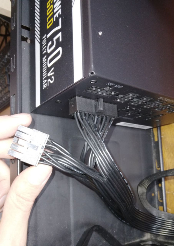 Are the cables of this modular ATX cable normal? They seem wrong to me ...