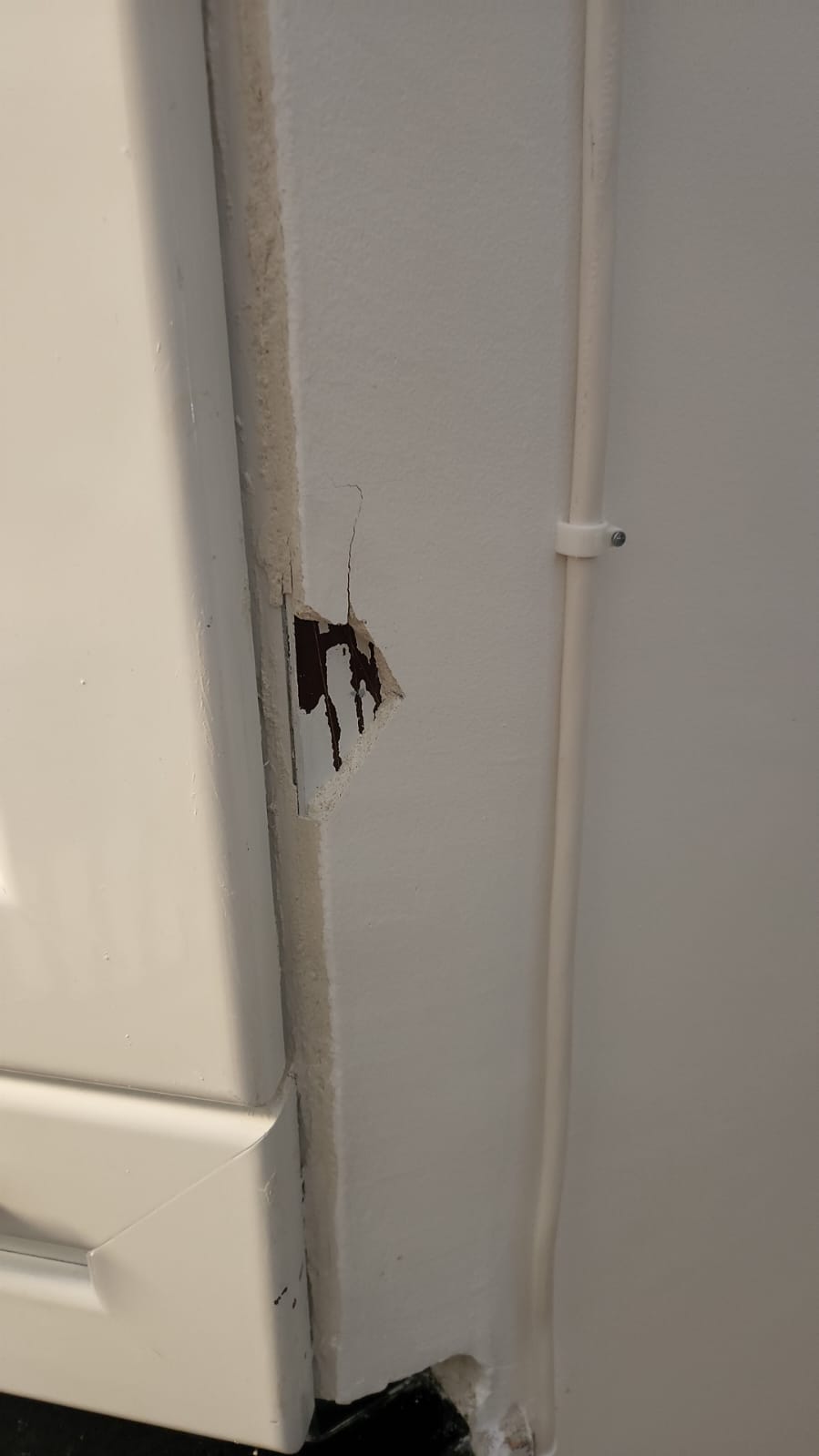 broken Wall — Postimages