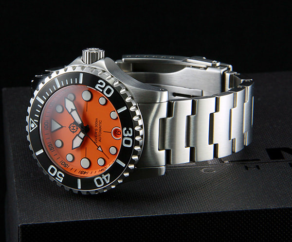 2/17 Helm Komodo Incoming, what'd ya get? | WatchUSeek Watch Forums