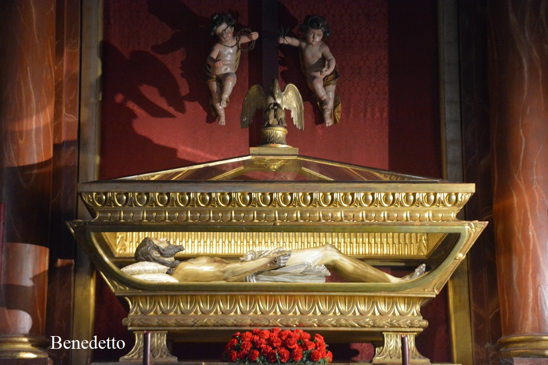 El Santo Entierro - Página 4