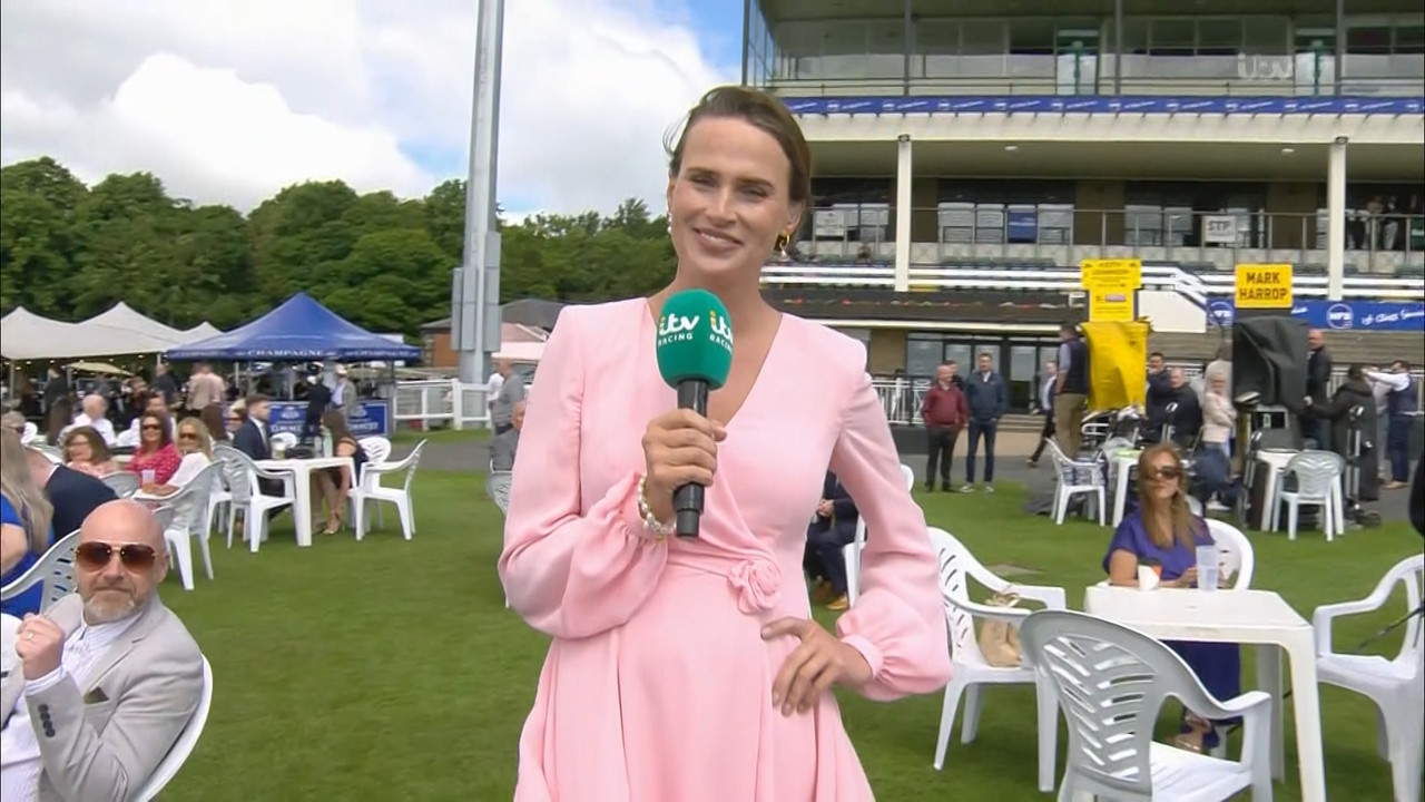 ITV Racing Live from Newcastle 20230701 11551430 ts snapshot 00 03 00 ...