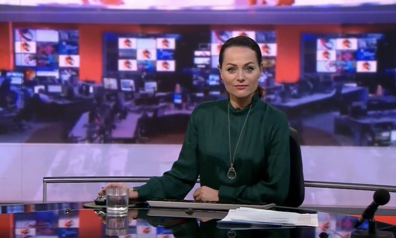 CB40 D2 CF A274 4 E6 A A141 15 A26 A142 D19 — Postimages