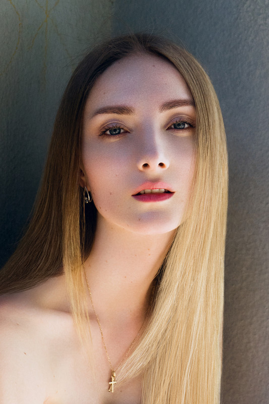 ModelMayhem.com - long hair female portrait