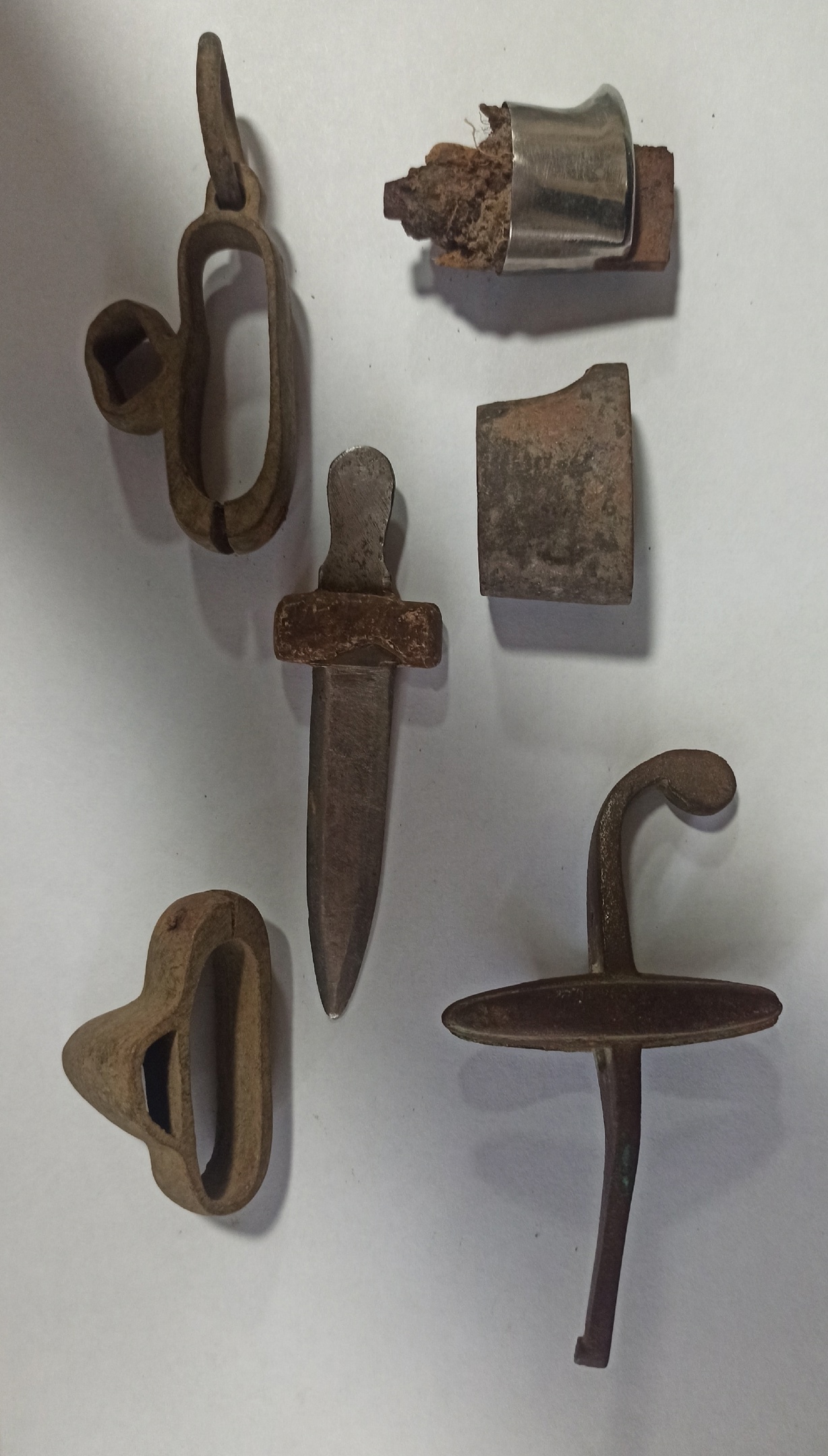 Ar GK04 Hv5 DI — Postimages