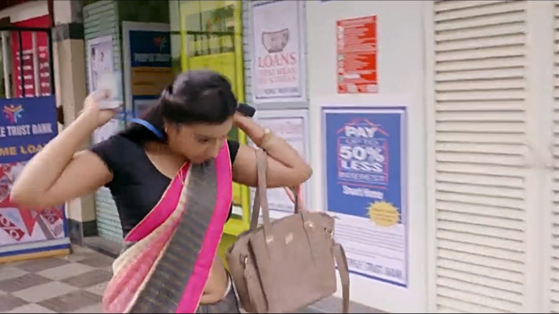 Aleesa Sexy Wide Open Navel Show mkv snapshot 00 02 686 — Postimages